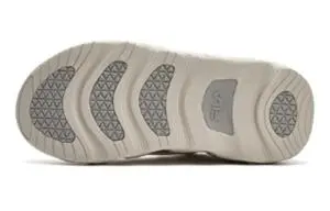 FILA Croissant Chunky Lace-up Sneakers - White/grey