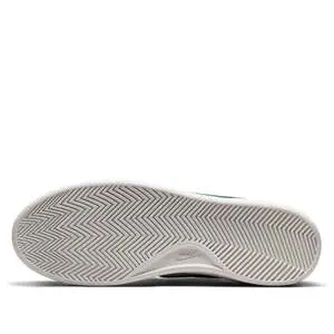 Nike Court Royale 2 Low Sneakers - White/green