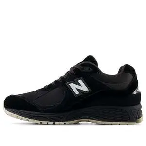 NEW BALANCE 2002r Sneakers - Black