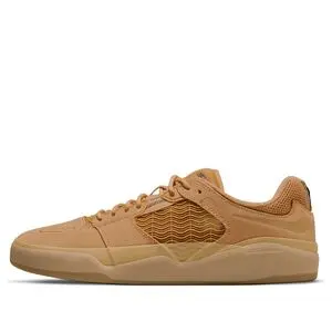 Nike Nike SB Ishod Wair Low Top Sneakers Wheat