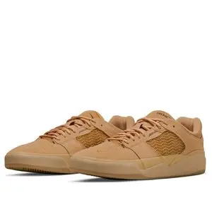 Nike Ishod Wair Low Top Sneakers - Wheat