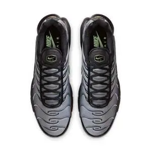 Nike Max Plus Sneakers - Black/green