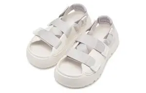 UGG Stratus Sandal