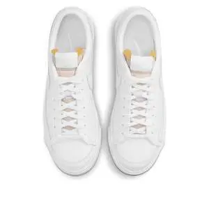 Nike Blazer Low '77 "triple " Leather Sneakers - White