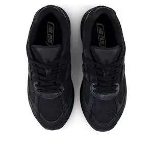NEW BALANCE 2010 Sneakers - Black
