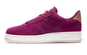 Nike Force 1 Premium Sneakers