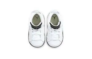 JORDAN 6 Retro Sneakers - Grey