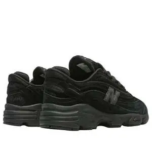 NEW BALANCE 1000 Sneakers - Black/black