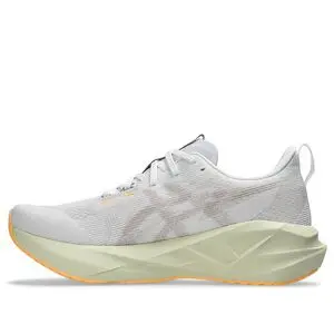 Asics ASICS Novablast 5 White/fawn