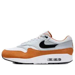 Nike Max 1 Sneakers