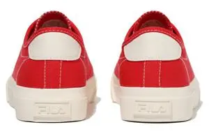 FILA Classic Kicks B V3 Low Top Sneakers