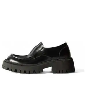 Balenciaga Tractor Loafer Shoes In Smooth Calfskin - Black