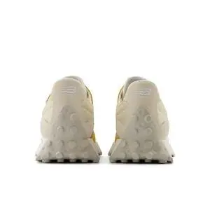 NEW BALANCE 327 Sneakers