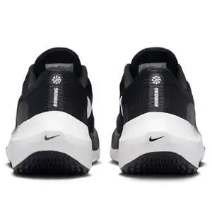 Nike Zoom Fly 5 Sneakers - Black/white