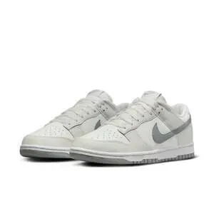 Nike Dunk Low Retro Sneakers - White/grey