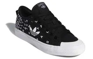 Adidas Nizza Trefoil "core " Low Top Sneakers - Black