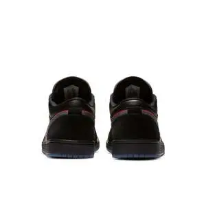 JORDAN 1 Low Sneakers
