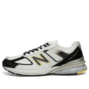 NEW BALANCE 990v5 Made In Usa Sneakers - Silver