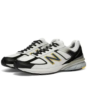 NEW BALANCE 990v5 Made In Usa Sneakers - Silver