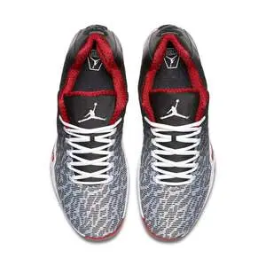 JORDAN 29 Low 'bulls' Athletic Sneakers