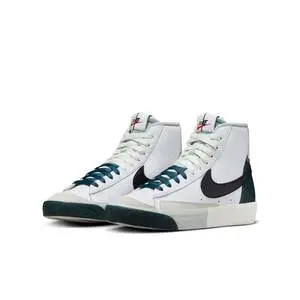 Nike Blazer Mid '77 Remix Split Sneakers