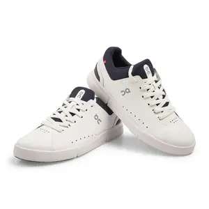 On The Roger Advantage Sneakers