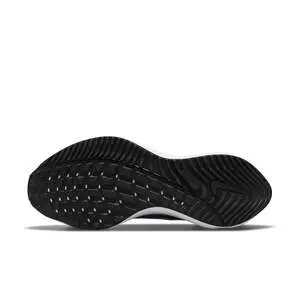 Nike Zoom Vomero 16 Athletic Sneakers - Light Blue