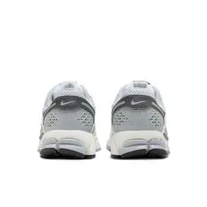 Nike Zoom Vomero "wolf Grey Cool Grey - Cream/grey
