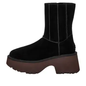UGG UGG Classic Twin Seam New Heights Boots Black
