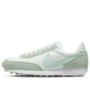 Nike Nike Daybreak Low Top Sneakers White/green