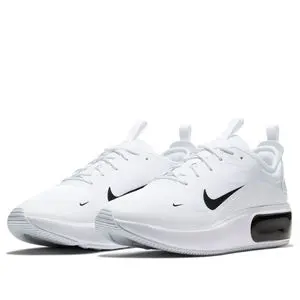 Nike Max Dia Sneakers