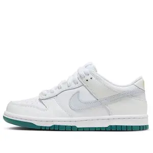 Nike Dunk Low - White