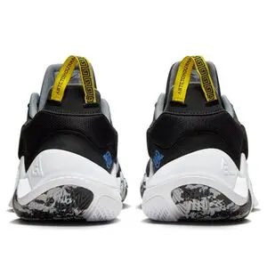 Nike Giannis Immortality 2 Basketball Sneakers - Black