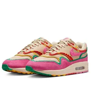 Nike Max 1 "familia" Sneakers