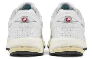 NEW BALANCE X Thisisneverthat 860 V2 Sneakers