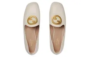 Gucci Logo Plaque Loafers - White/gold
