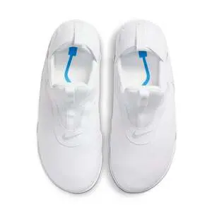 Nike Zoom Pulse Athletic Sneakers - White