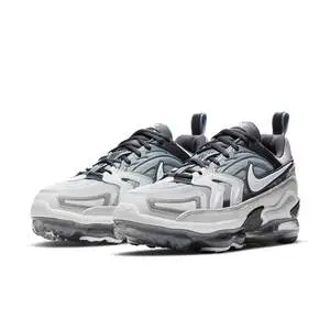 Nike Vapormax Evo Sneakers - Gray/white