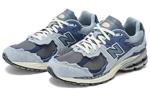 NEW BALANCE 2002r "protection Pack" Sneakers - Blue