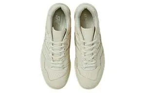NEW BALANCE X Auralee 550 Low Top Sneakers - Ecru/pistachio
