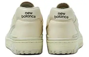 NEW BALANCE X Auralee 550 Low Top Sneakers - Ecru/pistachio
