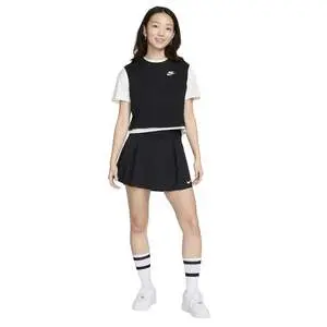 Nike Club Cropped Sleeveless Top