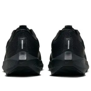 Nike Zoom Pegasus 40 Anthracite Sneakers - Black