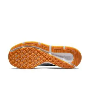 Nike Zoom Span 3 Athletic Low Top Sneakers - Grey