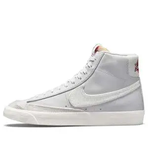 Nike Blazer Mid '77 Emb Sneakers - White