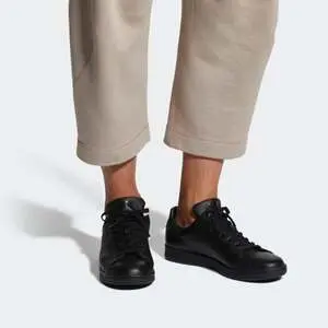 Adidas Stan Smith Sneakers - Black