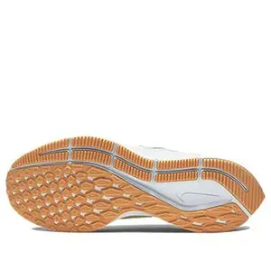 Nike Zoom Pegasus 36 Running Shoes - Gold/red