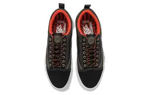 VANS Old Skool X Spitfire Skate Shoes - Black/red Flame