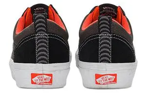 VANS Old Skool X Spitfire Skate Shoes - Black/red Flame
