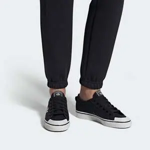 Adidas Nizza Trefoil - Black